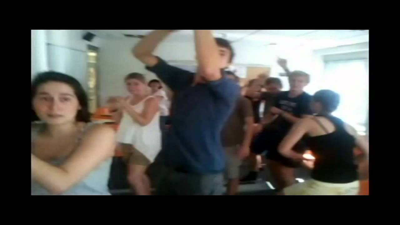 Estudiantes Bailando Youtube