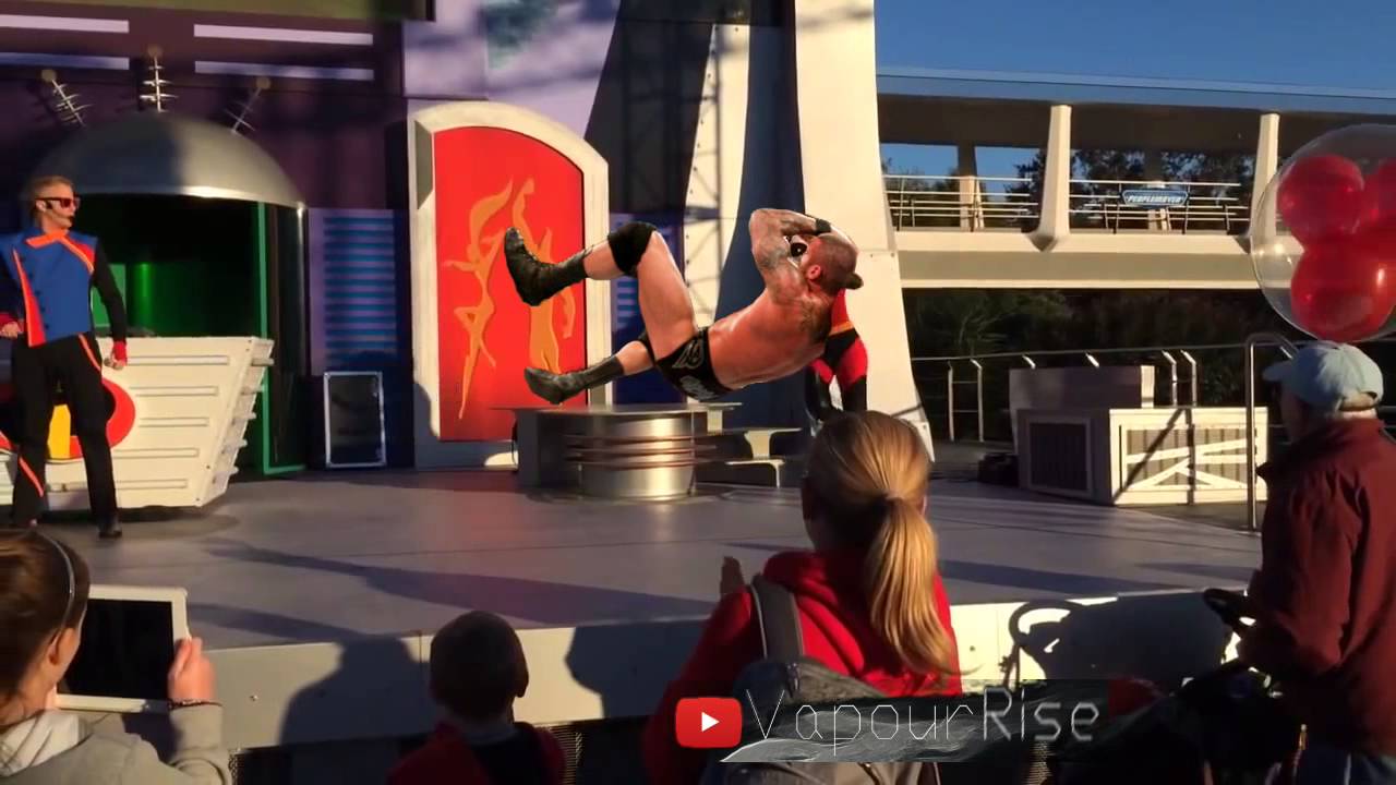 Rko Elastigirl S Face Falls Off Youtube