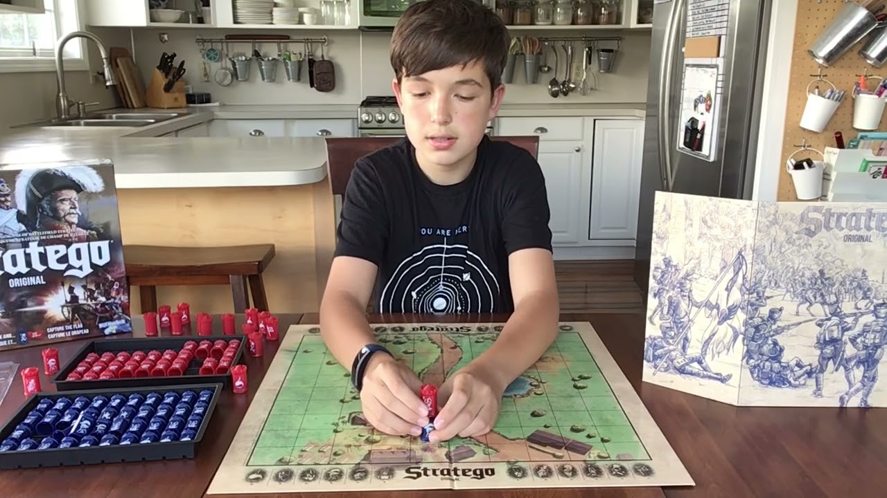 Stratego How To Play Stratego The Rules A Beginner S Guide Youtube