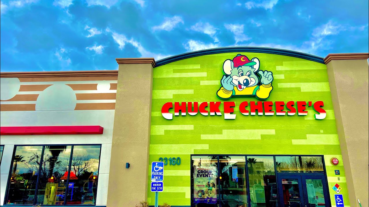 New Chuck E Cheese 2 0 Update And Rare Phase 3 Sign Moreno Valley