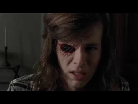 The Walking Dead Carl Shows Negan His Eye Youtube
