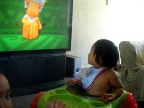 Kid dancing to the Backyardigans theme song - VidoEmo - Emotional Video ...