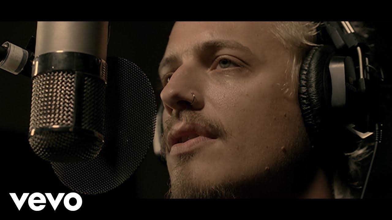 Fuel Falls On Me Official Hd Video Youtube