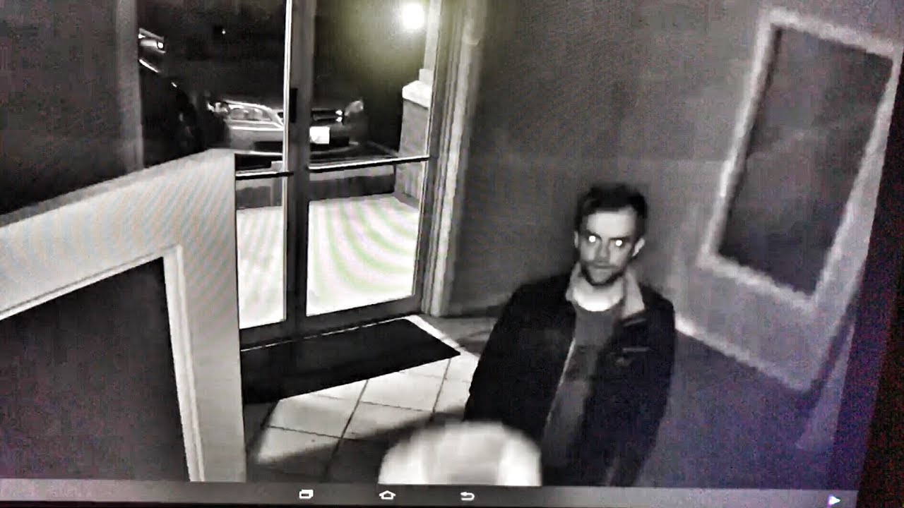 Caught On Camera Ghost Former Abc News Photojournalist S Beverly Grove