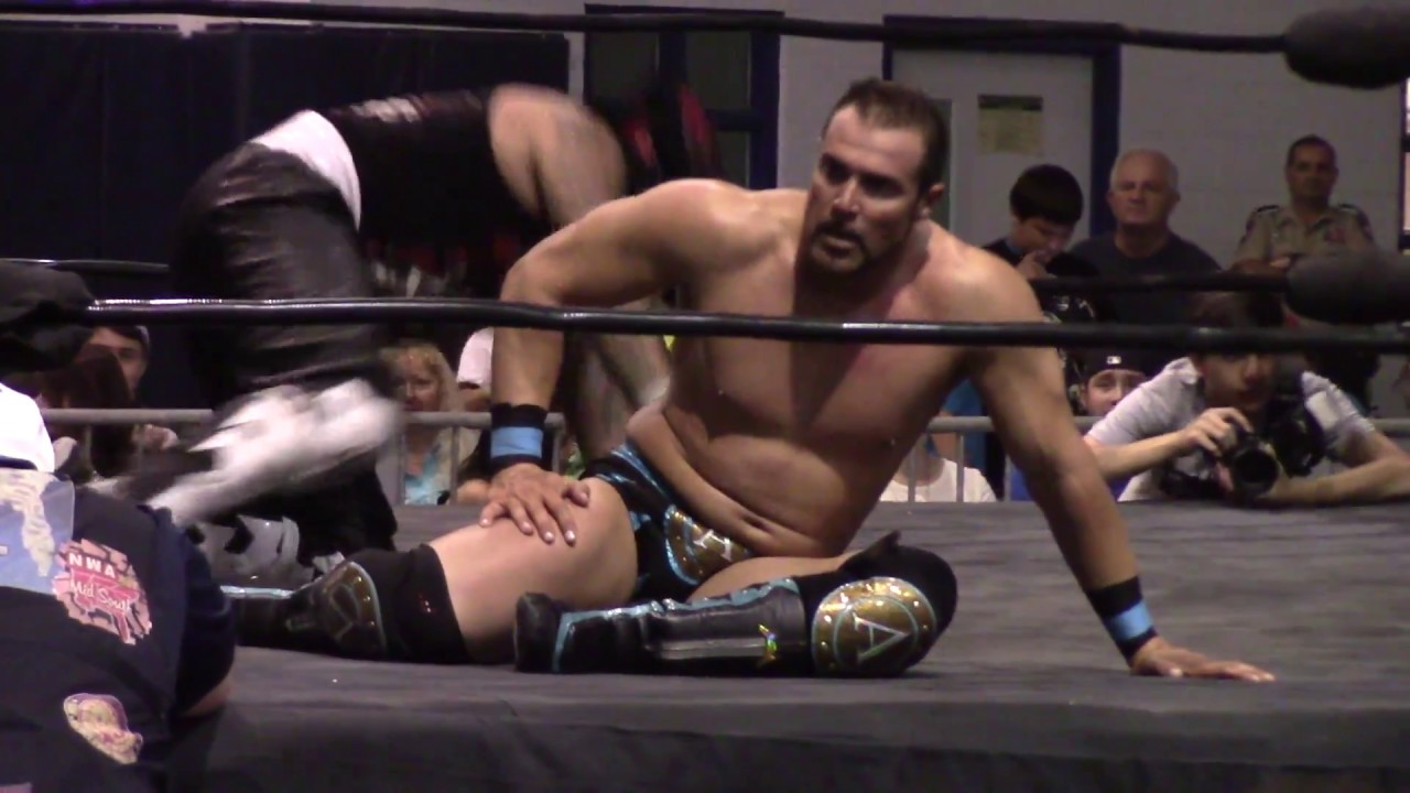 Pentagon Jr Vs The Mythain Warrior Steve Anthony Elev8 Pro