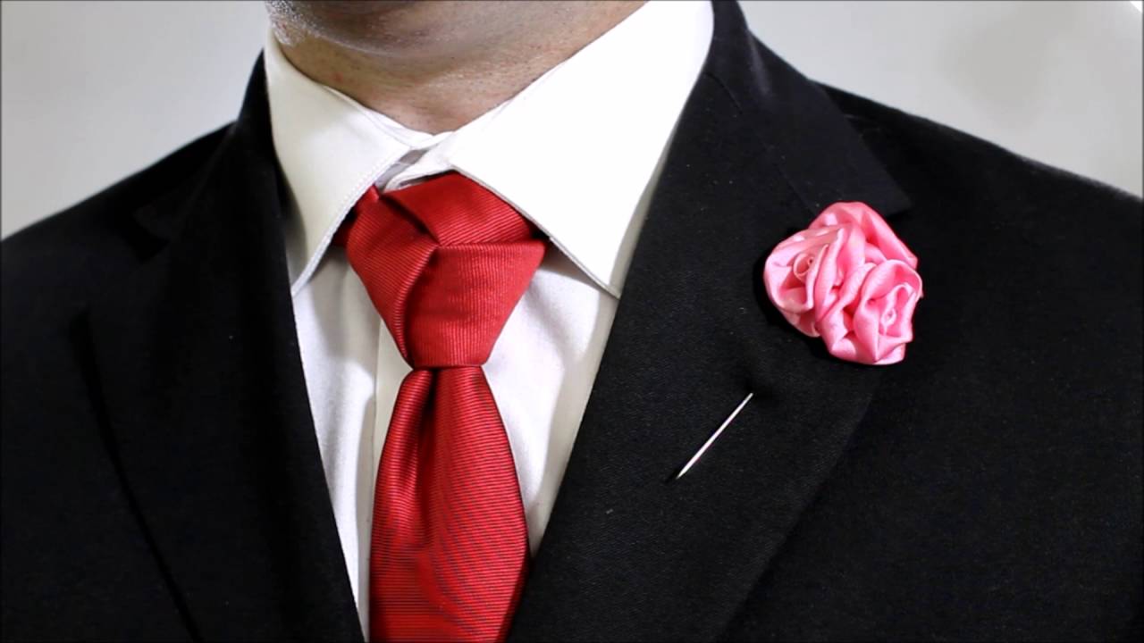 Lapel Pin Guide For Men How And When To Wear Them How To Wear Lapel