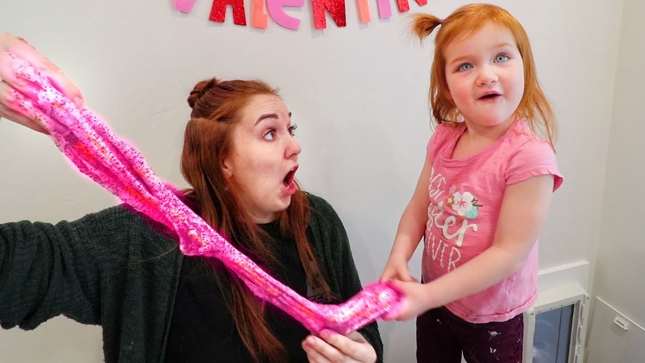 Diy Valentine S Day Slime Competition Adley Vs Mom Youtube