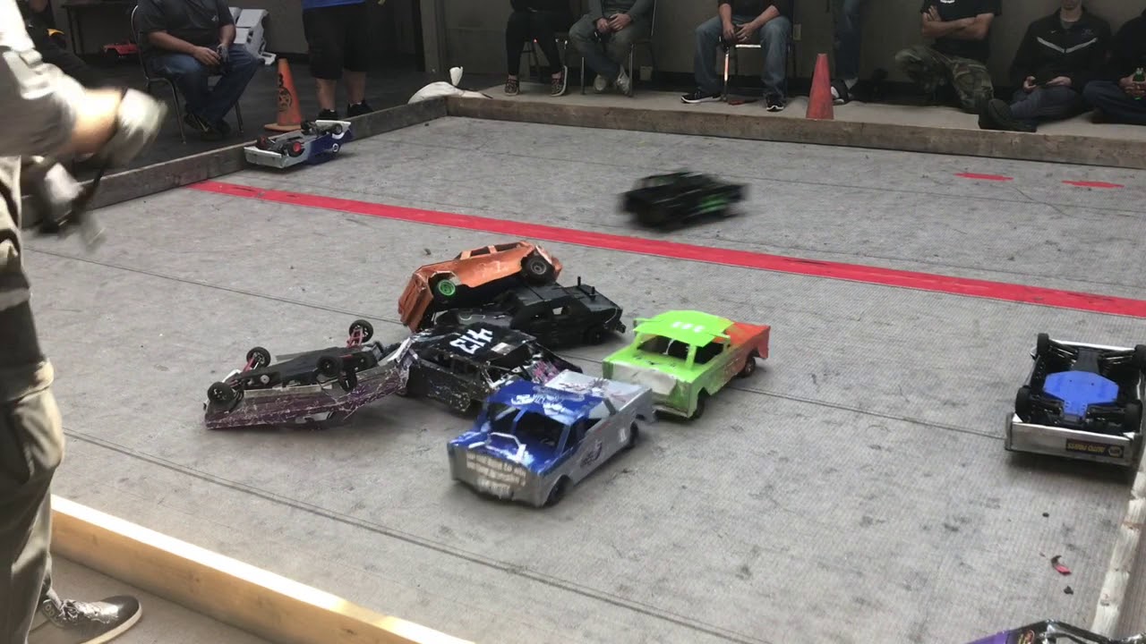 Demolition Derby Rc Style Youtube