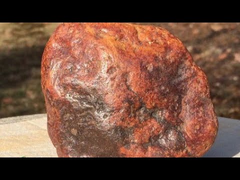 Most Rare Red Meteorite Valuable Meteorites Gems Crest Youtube
