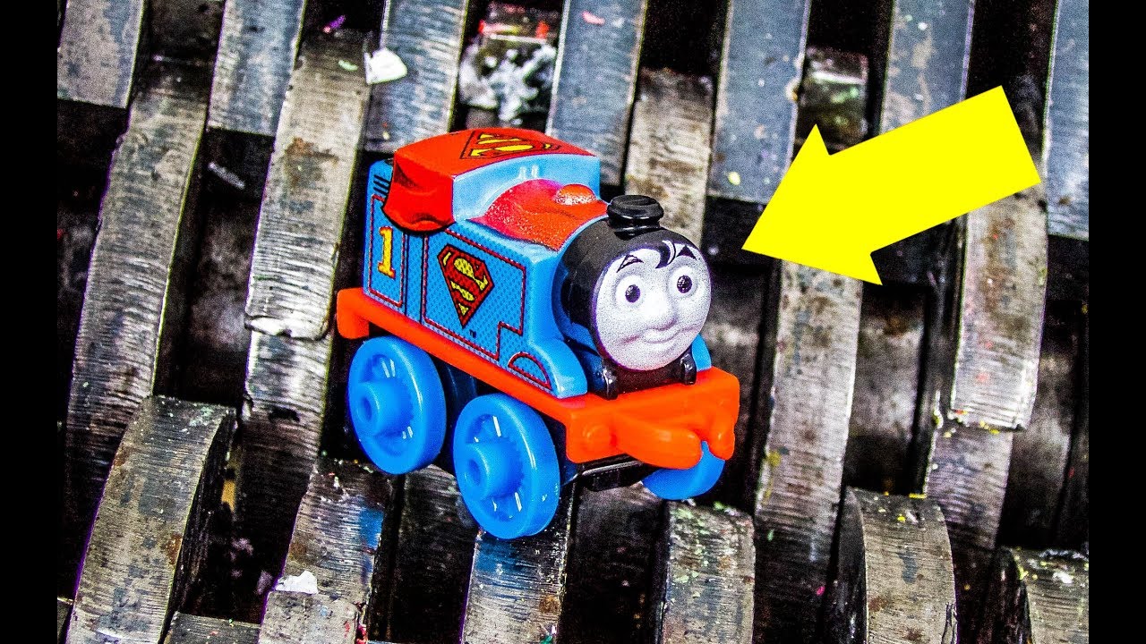 Shredding Thomas And Friends Thomas And Friends Minis Destroyed What