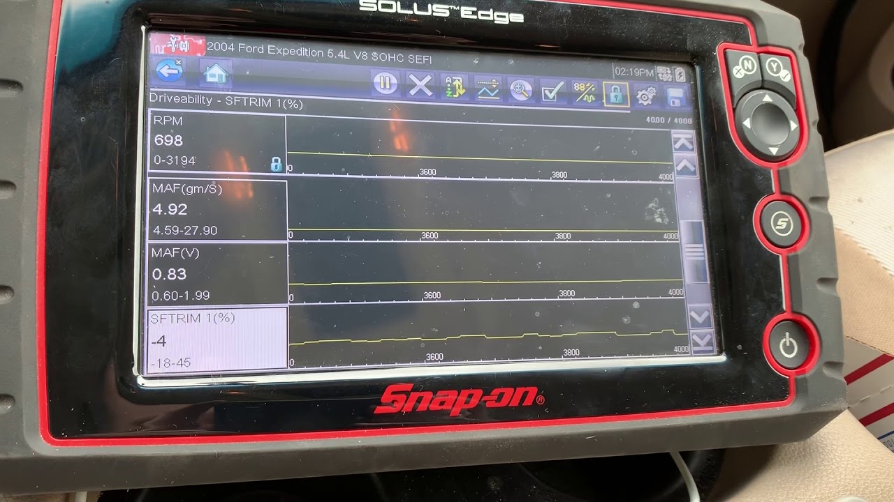Testing A Mass Airflow Sensor Using A Scan Tool Youtube