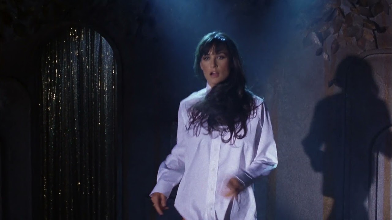 Demi Moore In Striptease Shirt Youtube
