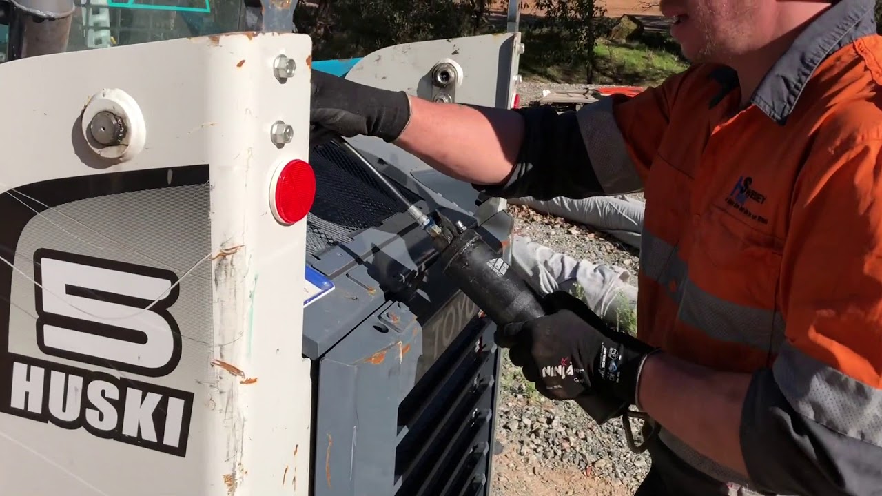 How To Properly Grease The Joints Of A Skid Steer Skidsteer 0nline