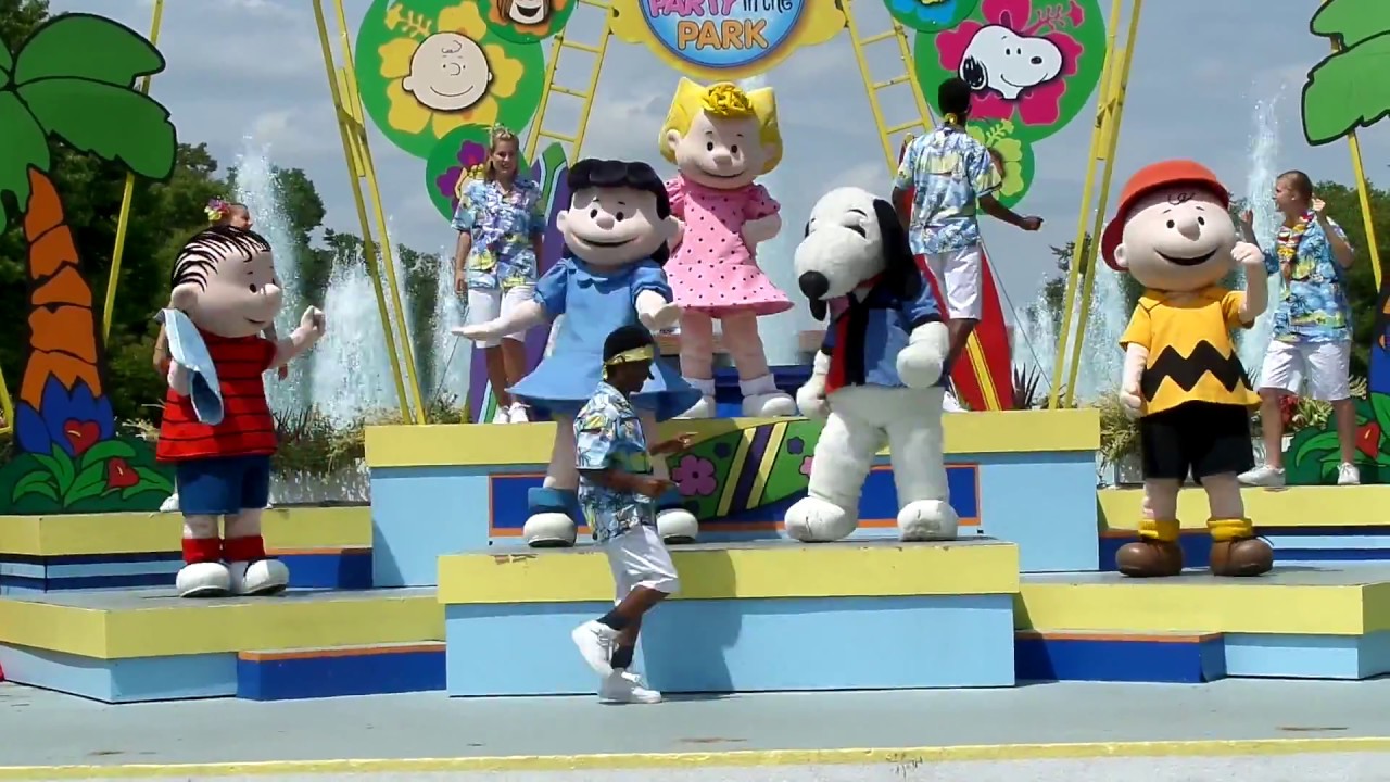 Peanuts Party In The Park Kings Island 08 23 15 Youtube
