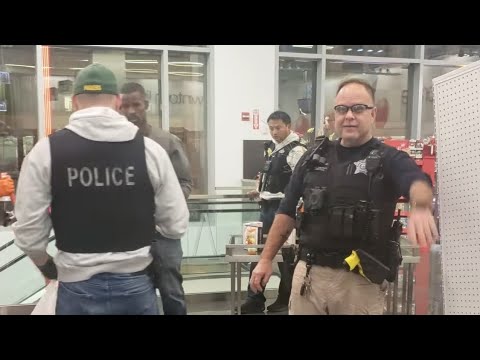 Photographer Slammed By Cops And Arrested For Public Photography