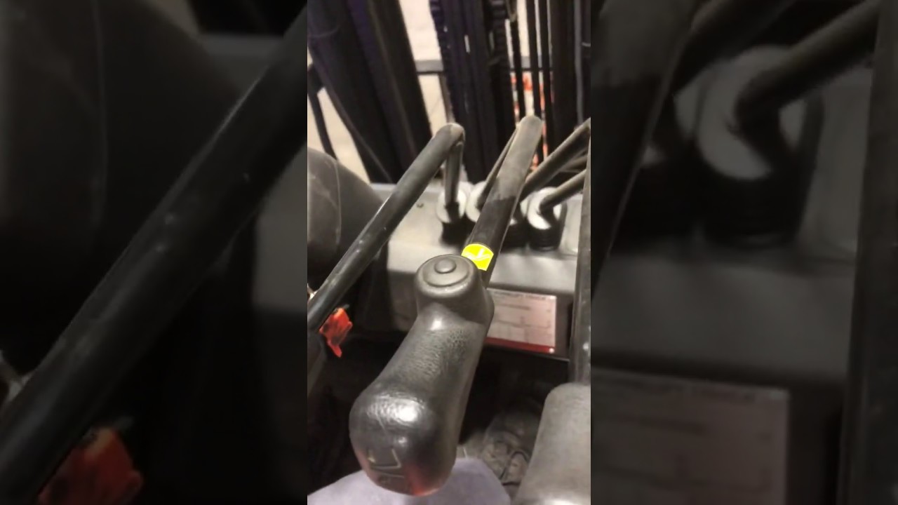 How When To Use The Automatic Fork Leveler On Your Toyota Forklift