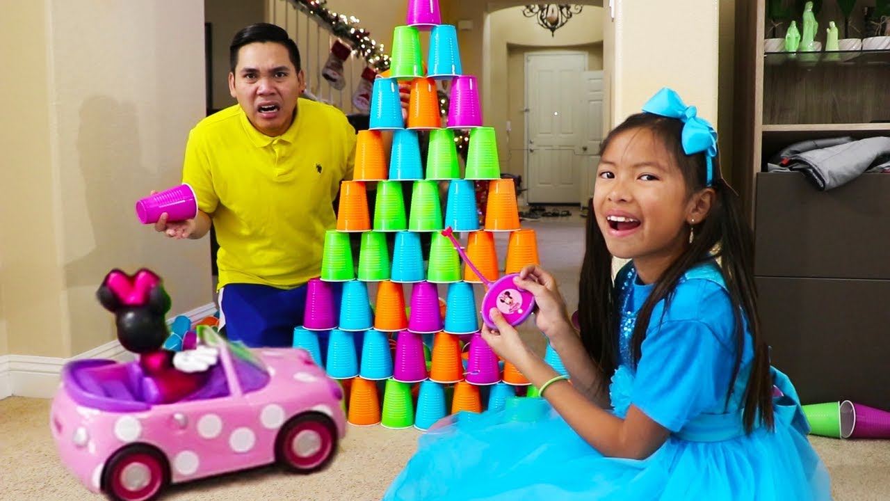 Wendy Builds Colored Cups Wall Fun Kid Toys Youtube