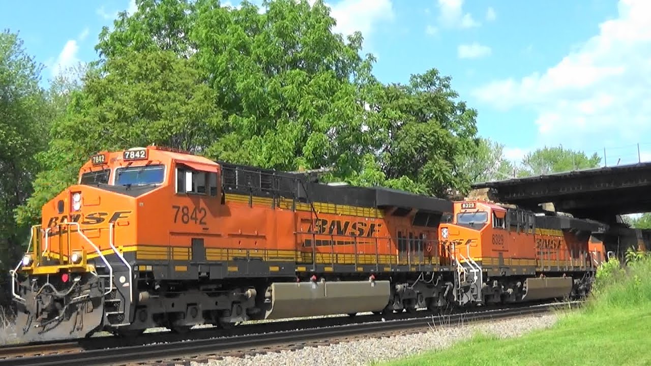 Bnsf 7842 Five Engines Lead Z Train Galesburg Il Youtube
