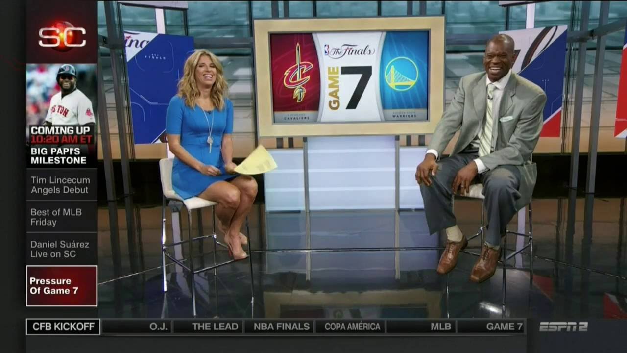 Sara Walsh Espn Married Former Espn Anchor Sara Walsh Announces Her