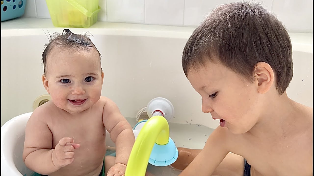 Kids Bathing Together Asian Child Bathing Tub Stock Photos Free