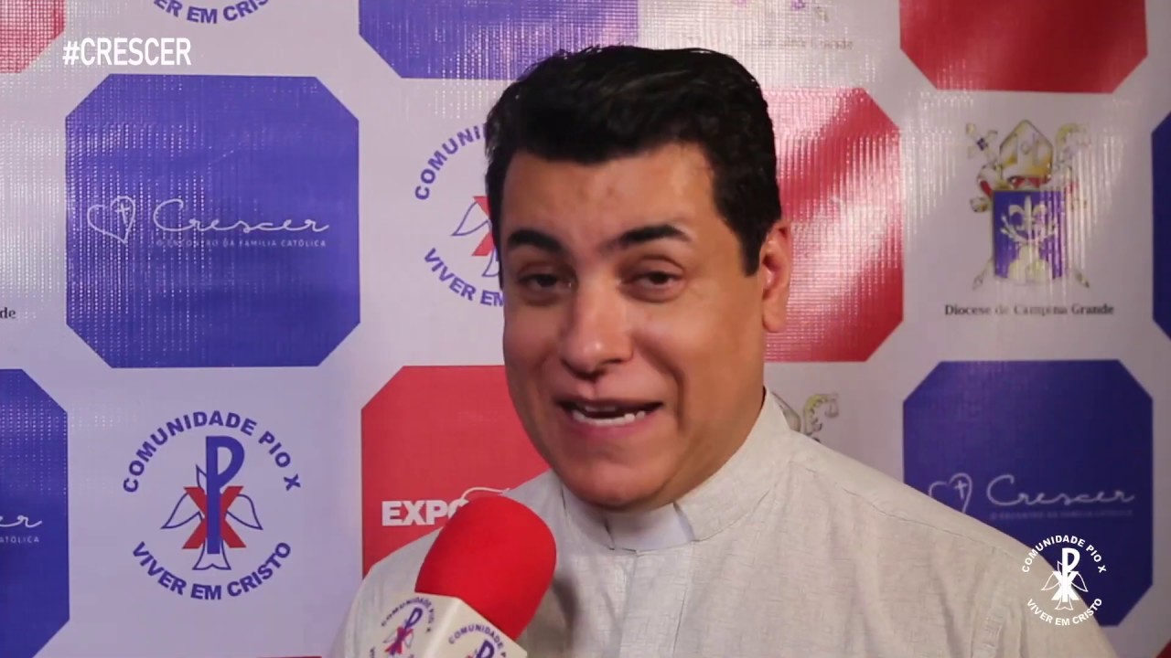 Entrevista Com O Padre Chrystian Shankar Youtube