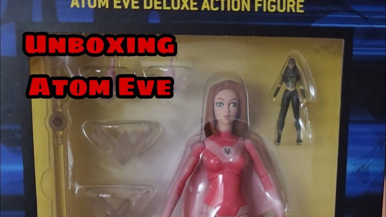 Unboxing Invincible S Atom Eve By Diamond Select Youtube