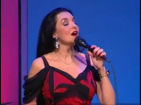 Crystal Gayle Don T It Make My Brown Eyes Blue Nashville 2006 Youtube