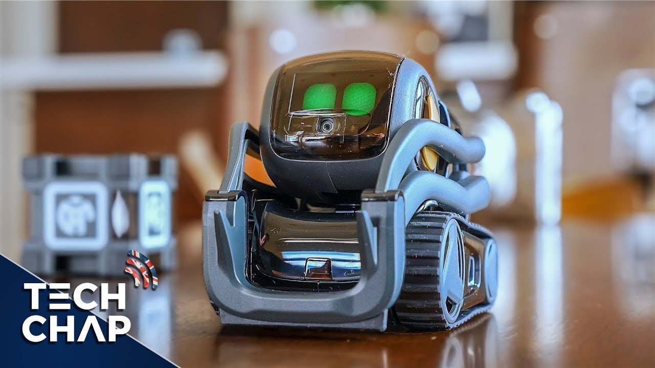Anki Vector Unboxing Setup The Cutest Home Robot Ever The Tech