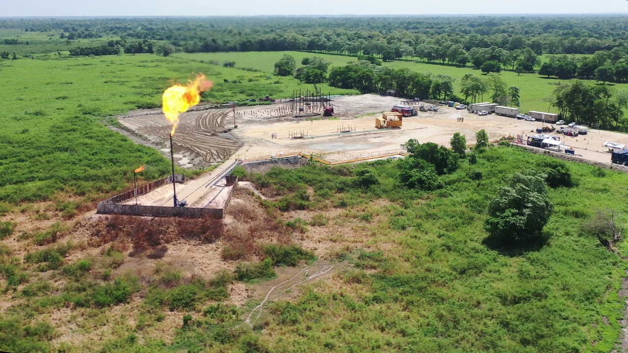 Campo Petrolero Valeriana En México Mexico Oil Field Development Youtube