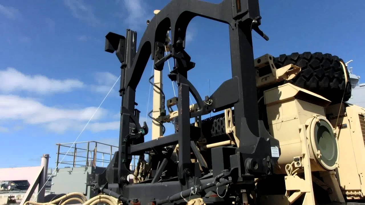 Us Army Oshkosh 8x8 Hemtt With Palletized Load System Pls Youtube