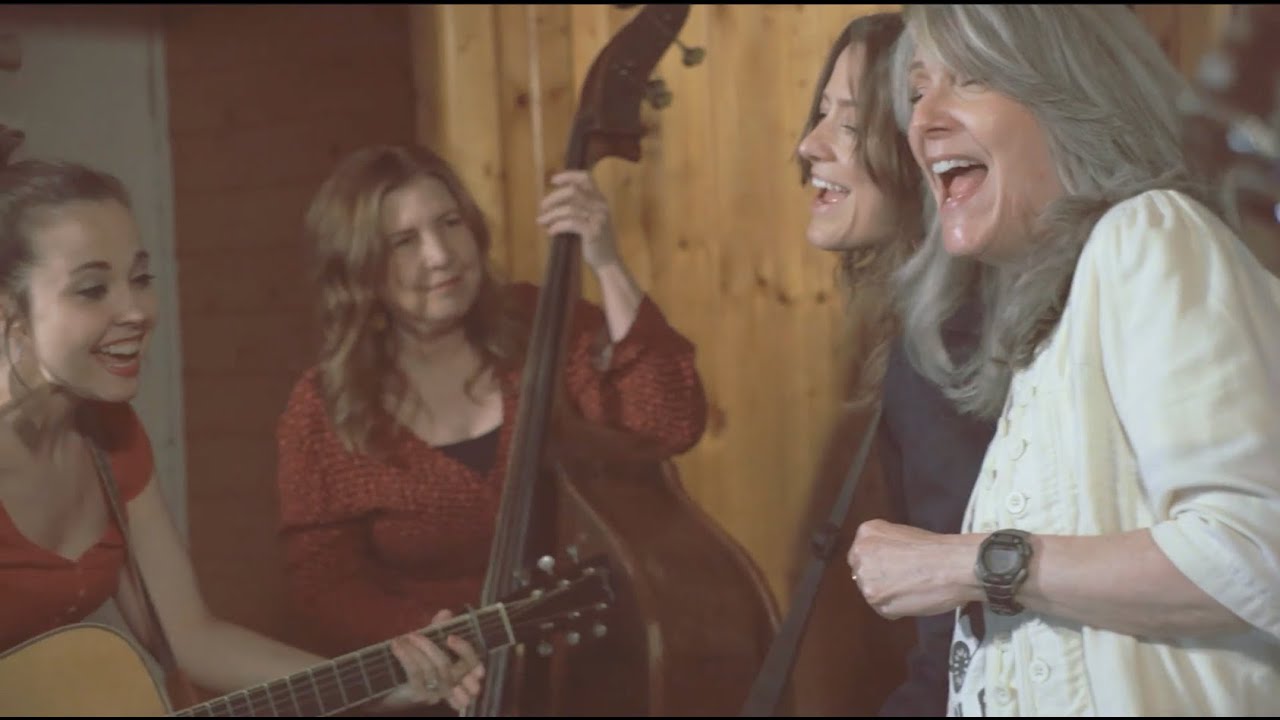 Steam Powered Aereo Plane Feat Kathy Mattea Alison Brown Brittany