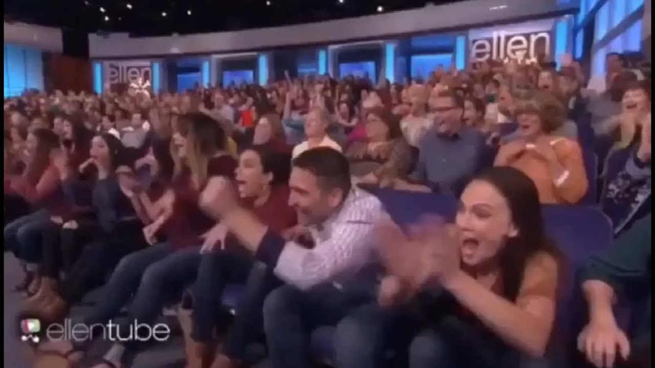 Ellen Crowd Goes Crazy Meme Youtube