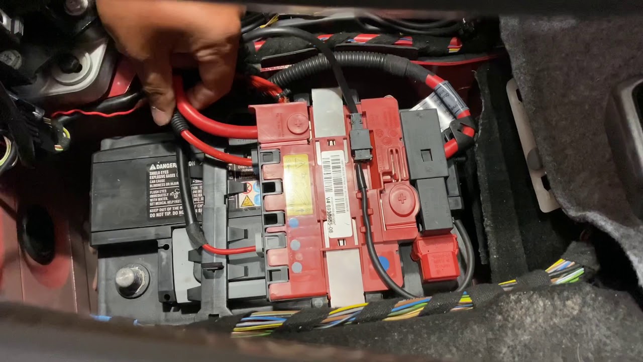 2008 Bmw 328i Convertible E93 Battery Replacement E92 E90 Youtube