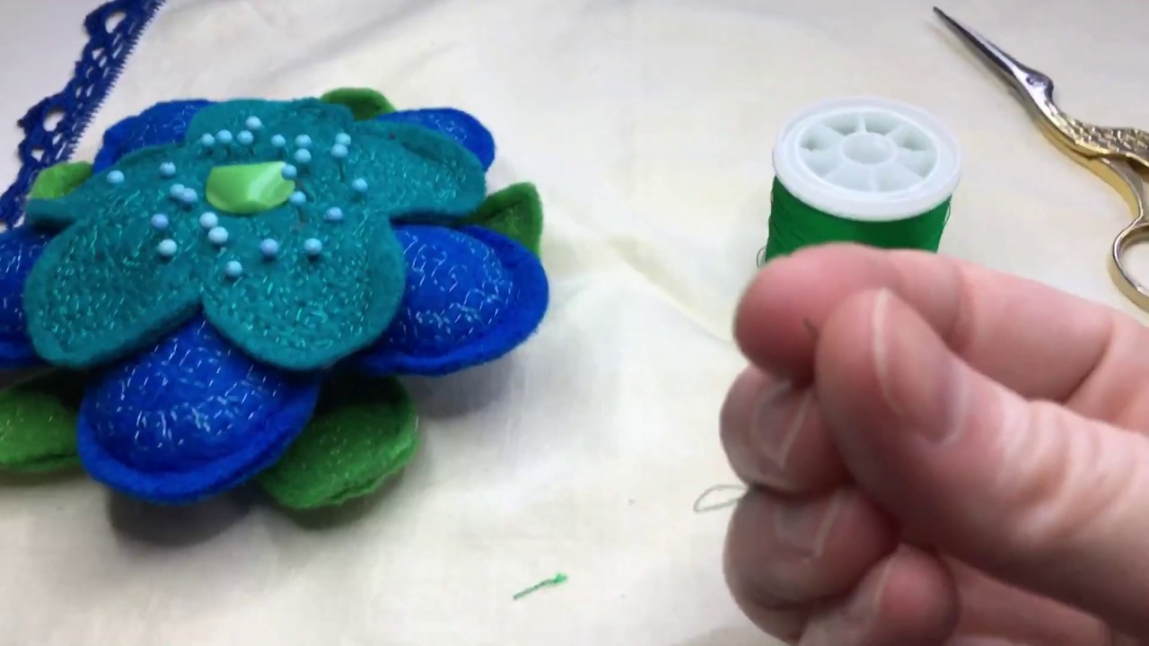 The Easiest Way To Thread A Needle Youtube