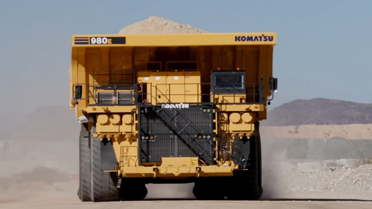 Komatsu Frontrunner Ahs The Future Of Autonomous Mining Haulage Youtube