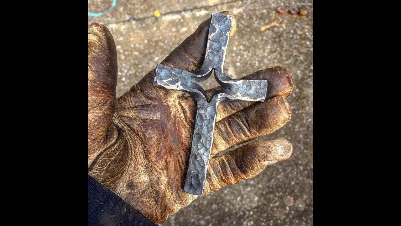 Beginner Blacksmithing Project The Split Cross Youtube