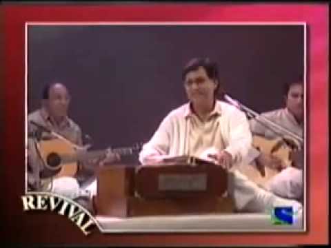 जगजीत - चित्रा Jagjit - Chitra: Aah ko chaahiye ik umr asar hone tak ...