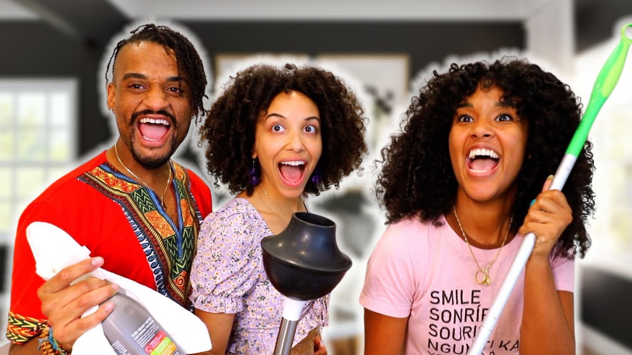 14 Perks Of Having Roommates Smile Squad Comedy Youtube