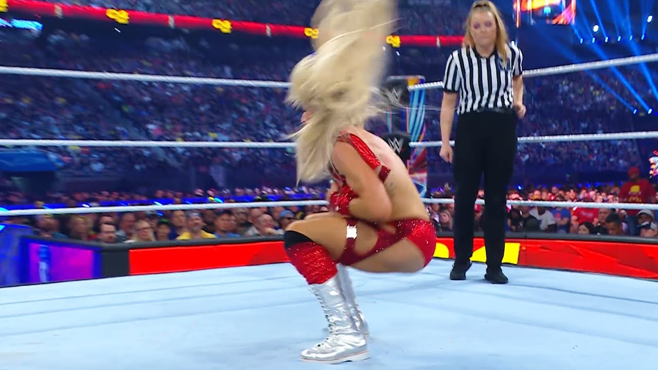 10 Embarrassing Wwe Wardrobe Malfunctions Youtube