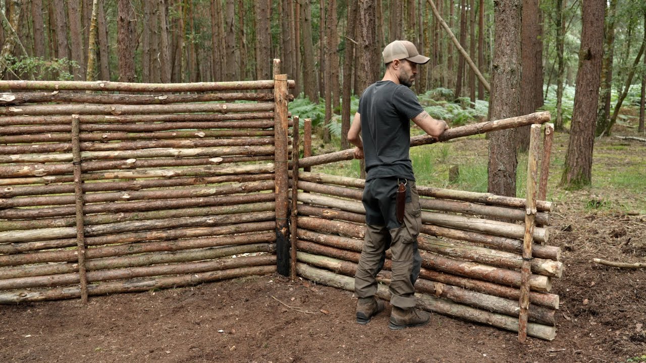 Building A Bushcraft Survival Shelter The Walls Youtube