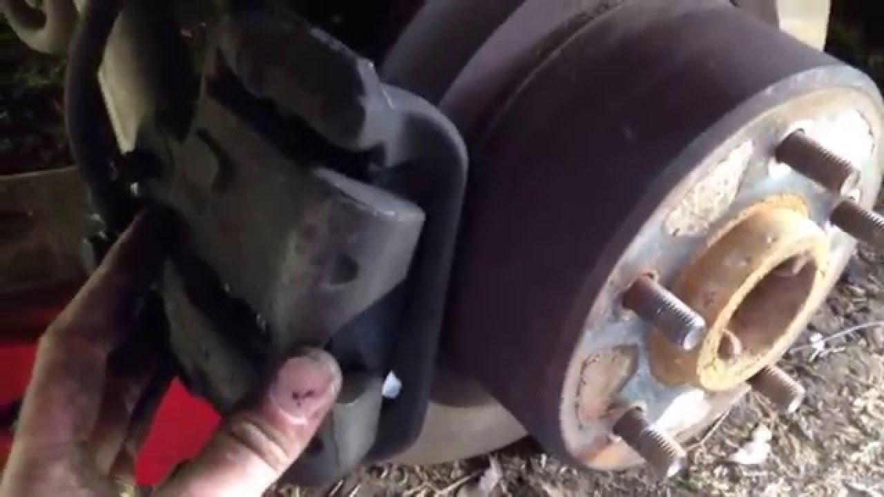 Replace Brake Pads Ve Commodore At Caitlin Hume Blog