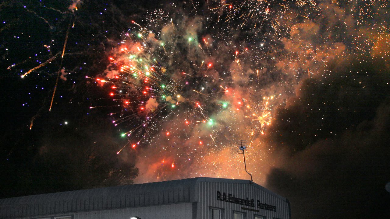 Huge Explosion At Firework Factory Youtube