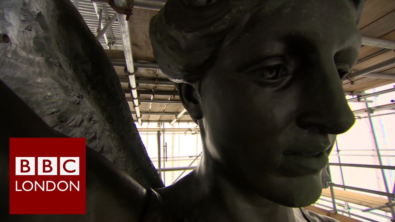 Wellington Arch Sculpture Gets A Clean Youtube