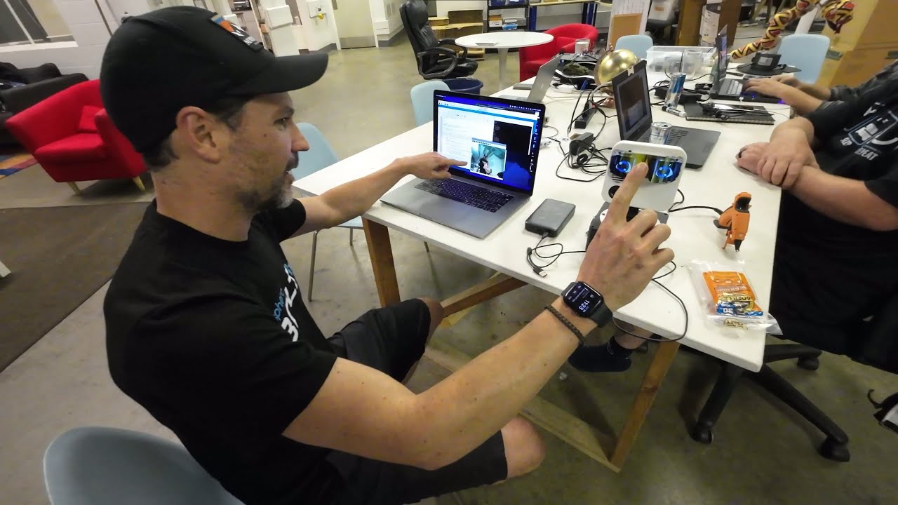 Hackathon 2 Ian S Hand Pose Tracking Youtube