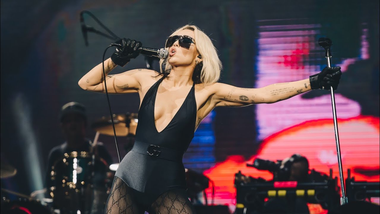 Miley Cyrus Tour I