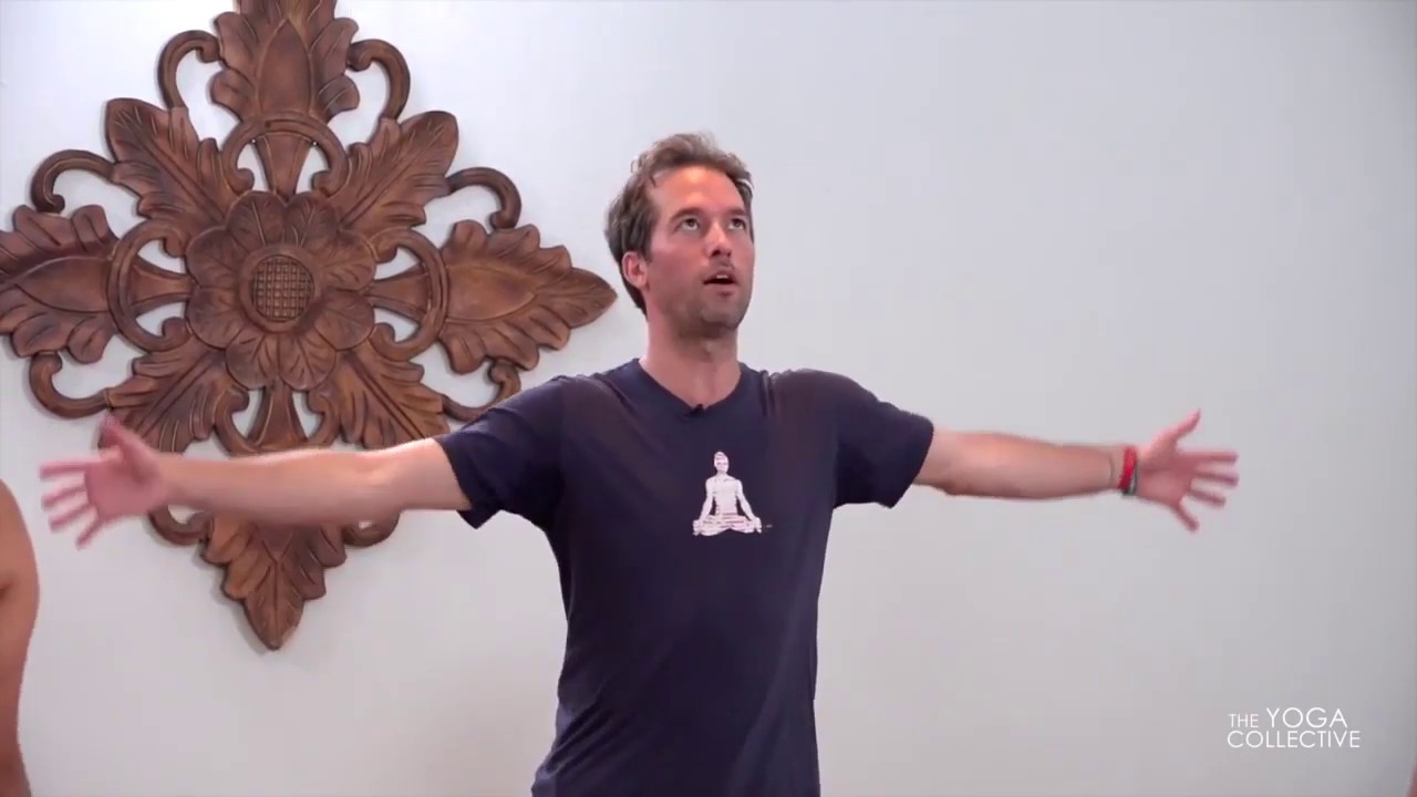 Gentle Yoga 20 Min Level 1 Travis Eliot Youtube