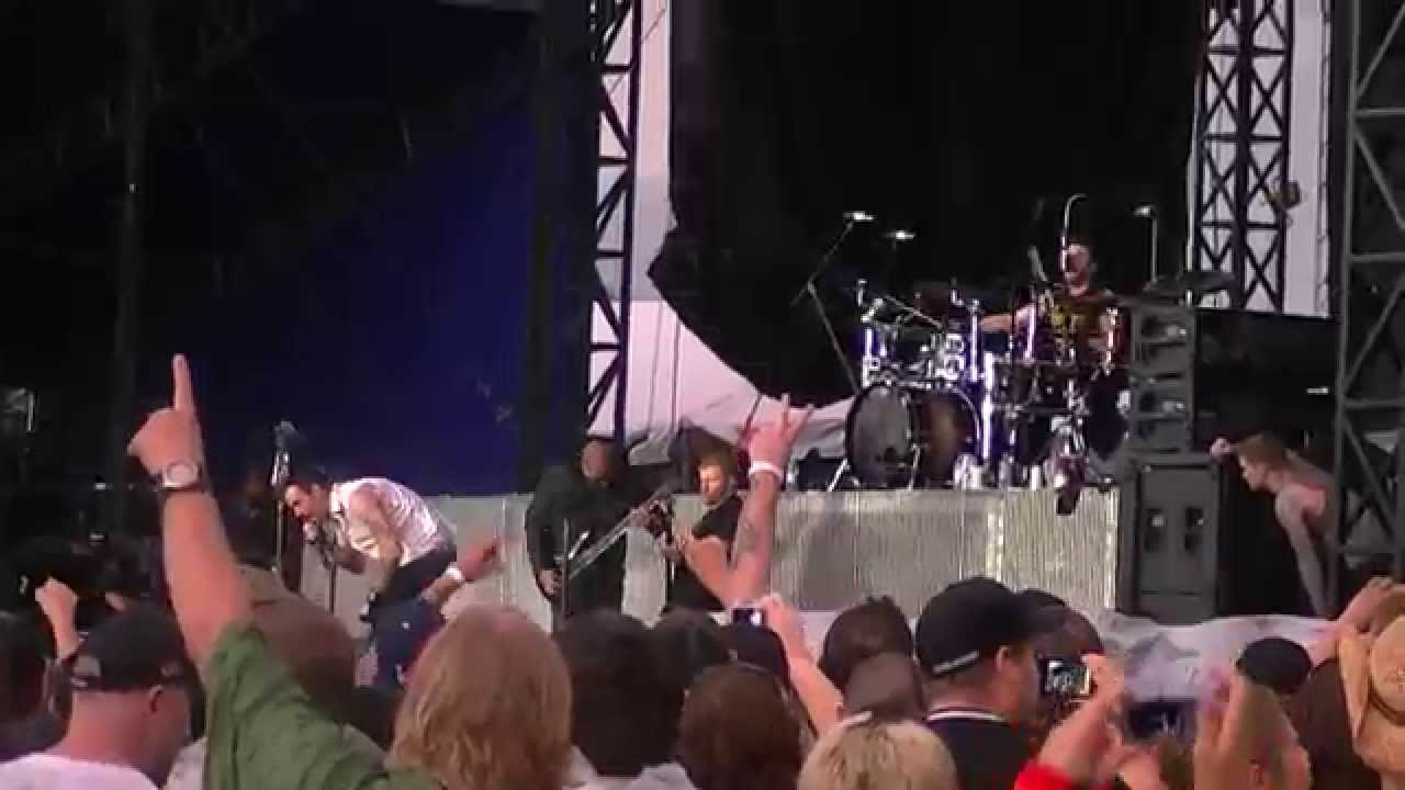 Three Days Grace Animal I Have Become Magnetic Hill Moncton Nb Youtube