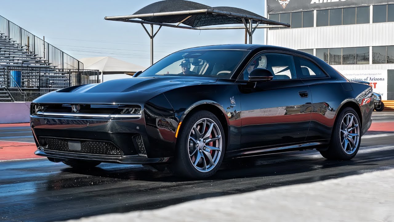 The Next Gen 2025 Dodge Charger Scat Pack Electric Muscle Car Youtube