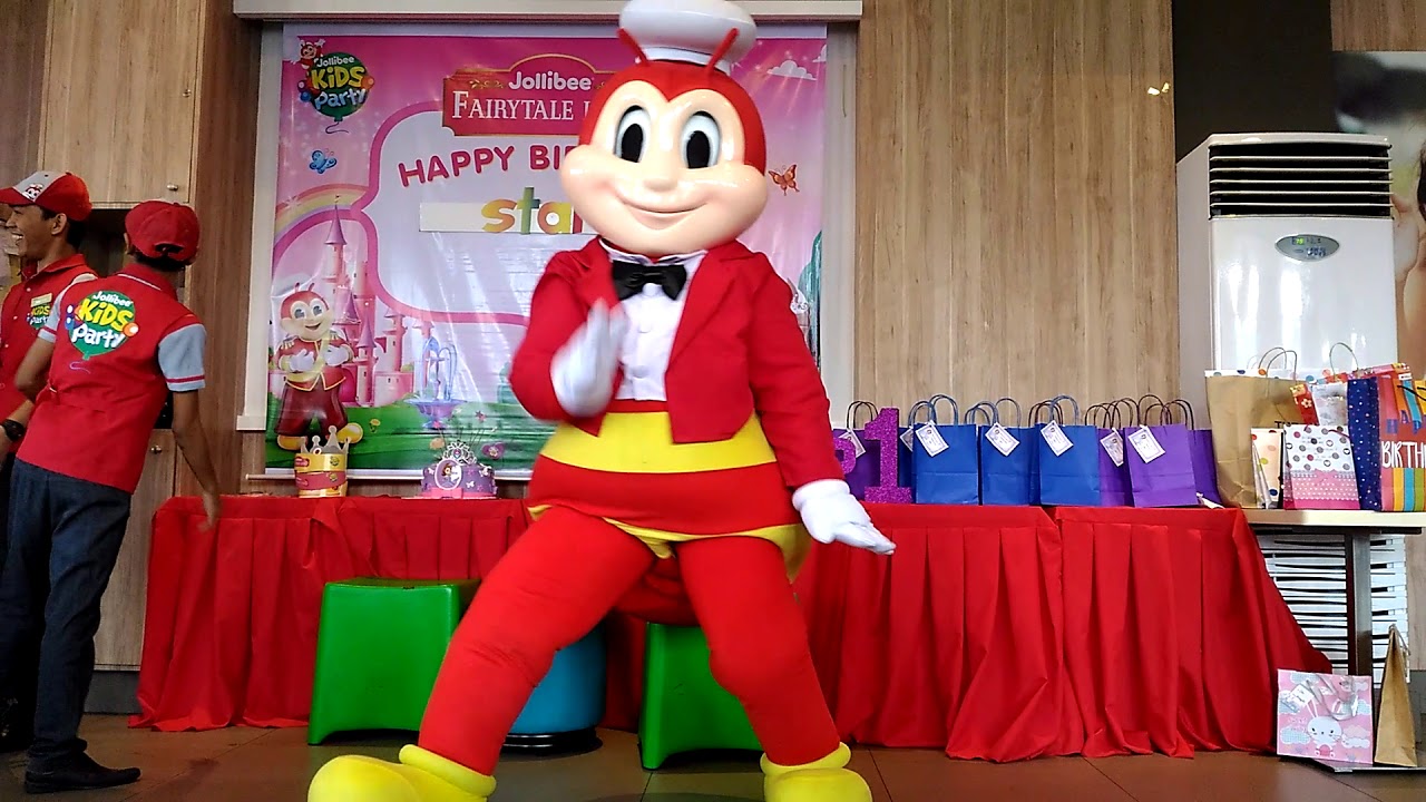 Jollibee Mascot Twerking Dancing Jollibee Dance Youtube