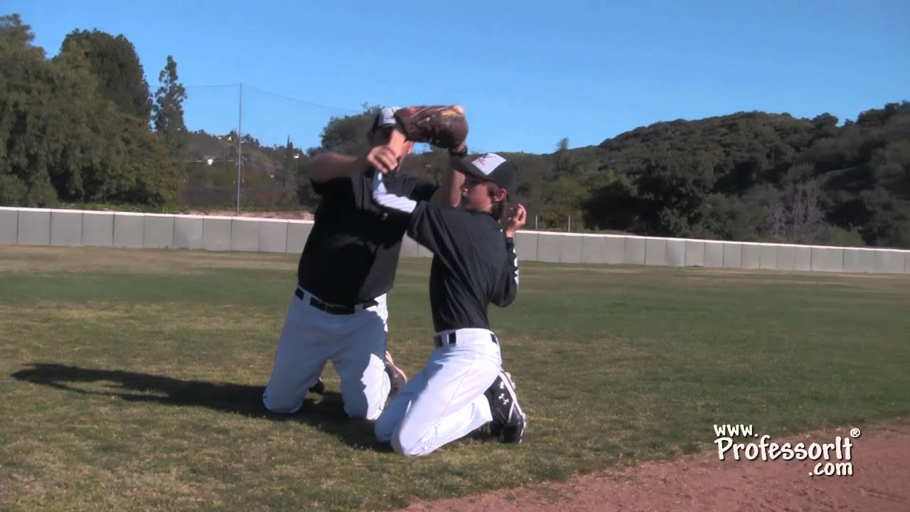 Baseball Lessons Proper Throwing 1 Kneeling Drill Youtube
